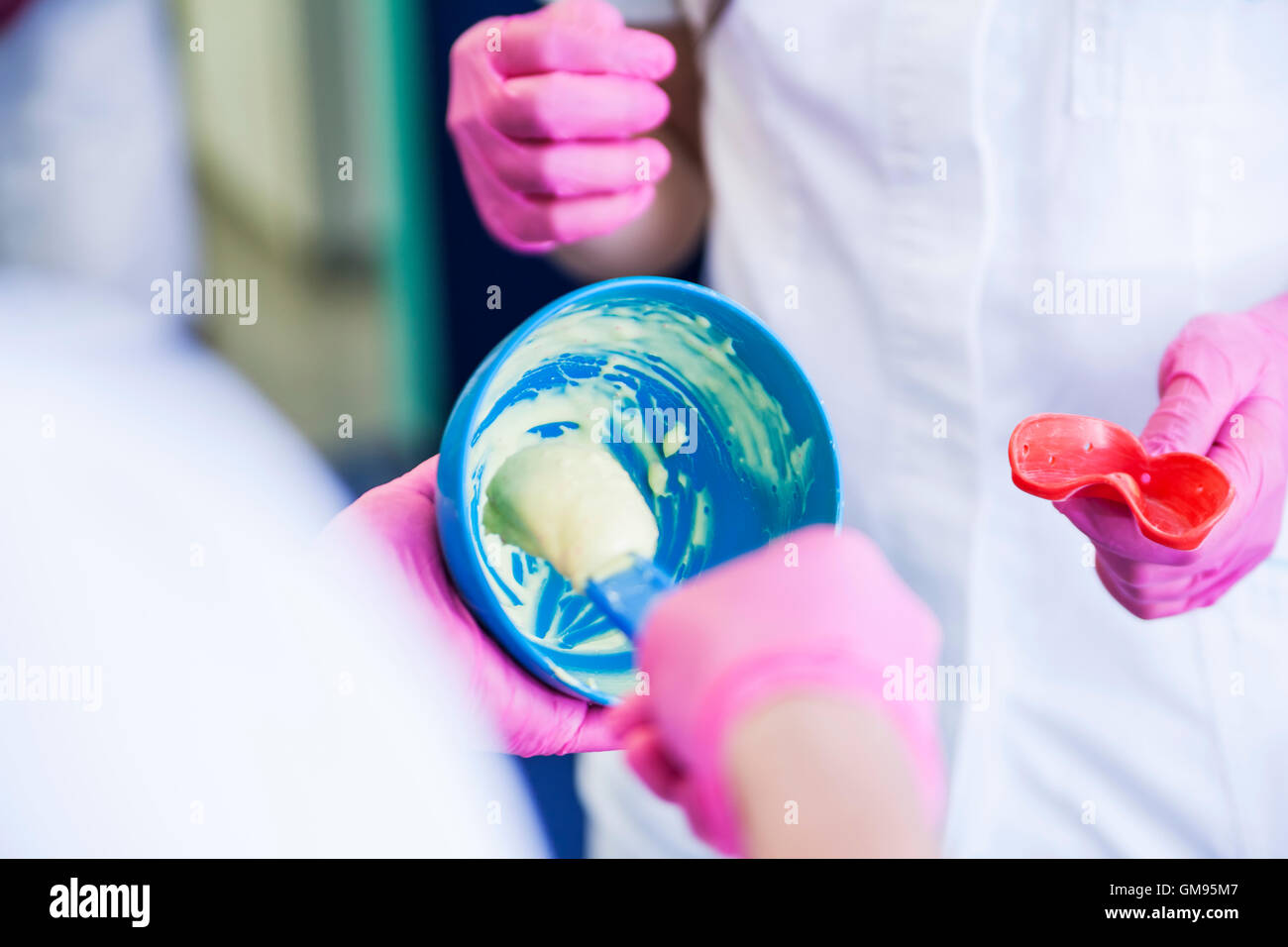 Dental mixing bowl hi-res stock photography and images - Alamy