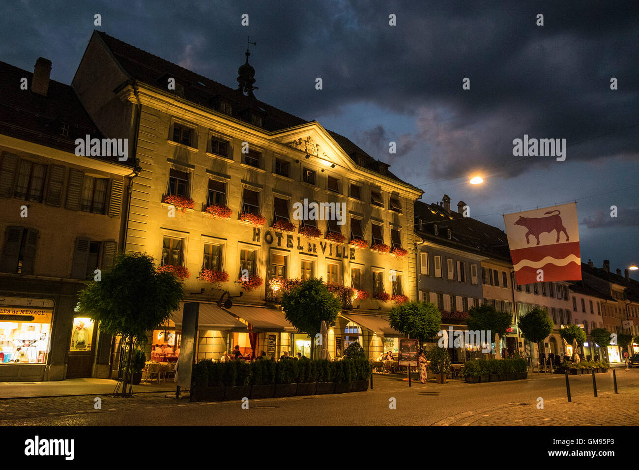Switzerland, Canton Fribourg, Bulle, hotel de ville Stock Photo - Alamy