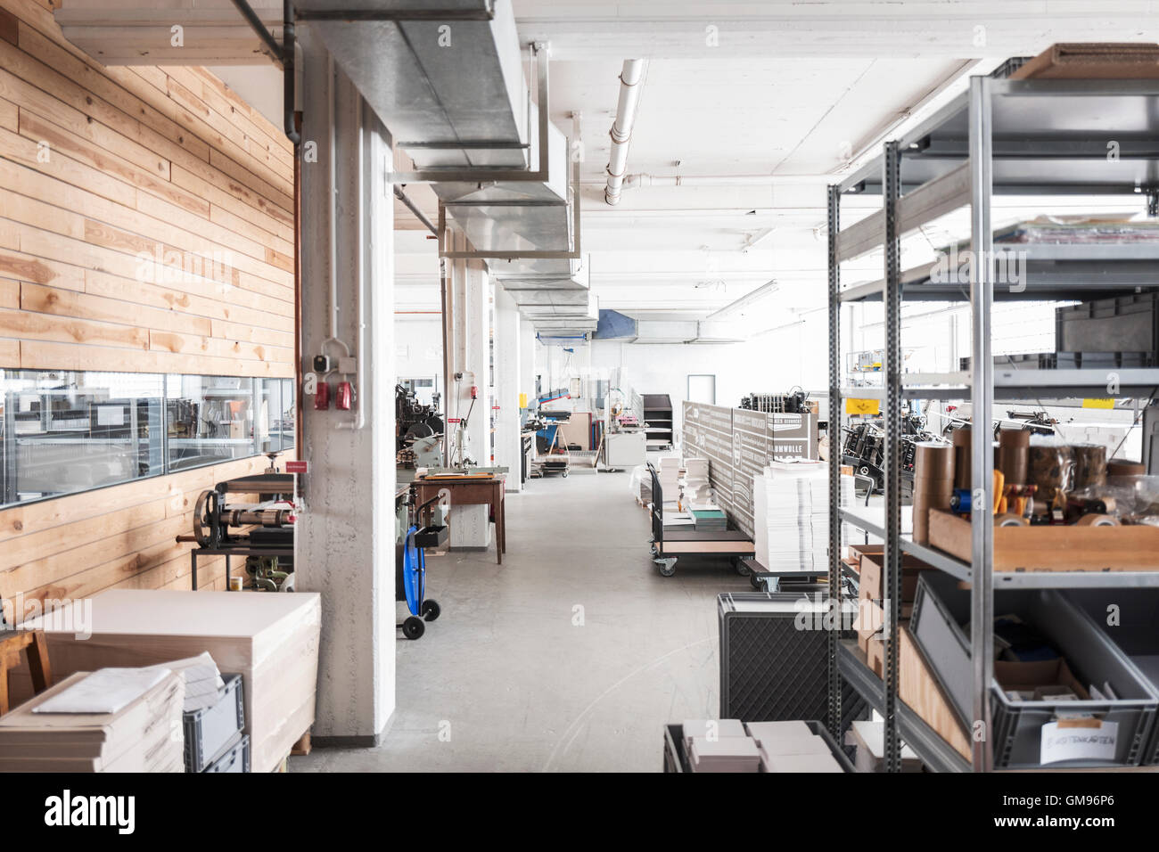 Photography printing room hi-res stock photography and images - Alamy