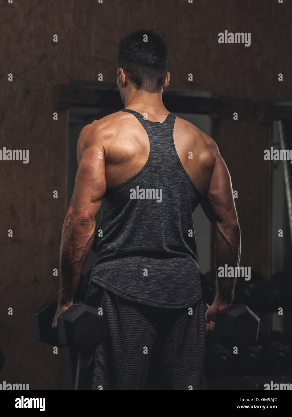 Bodybuilder in gym Stock Photo - Alamy