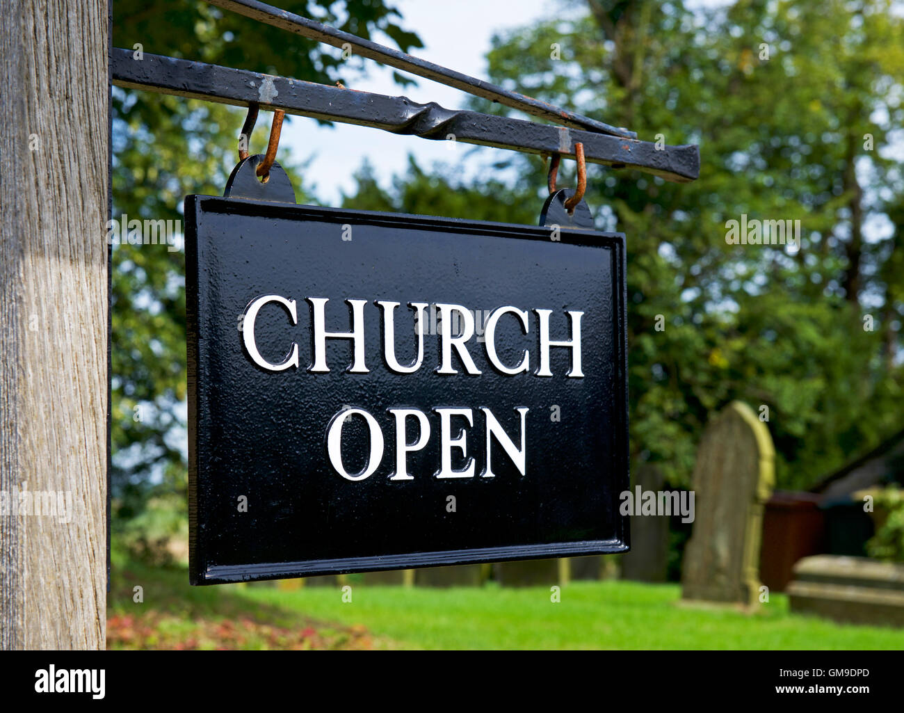 Church open sign hi-res stock photography and images - Alamy