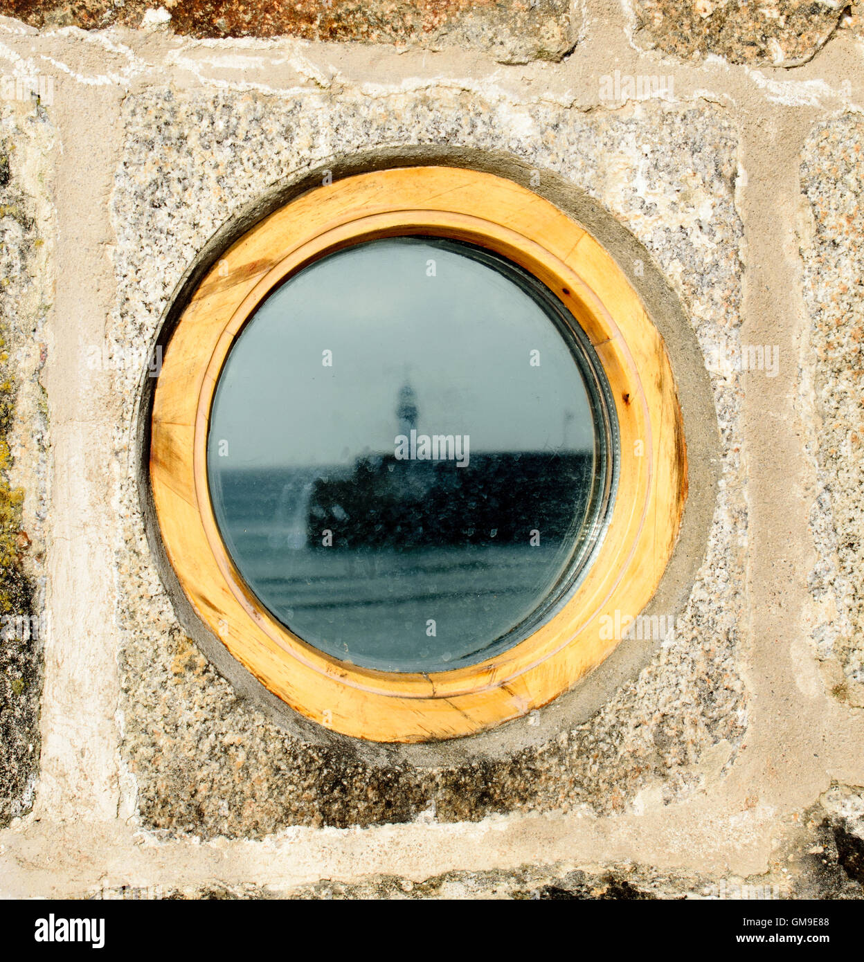 Portholes hi-res stock photography and images - Alamy