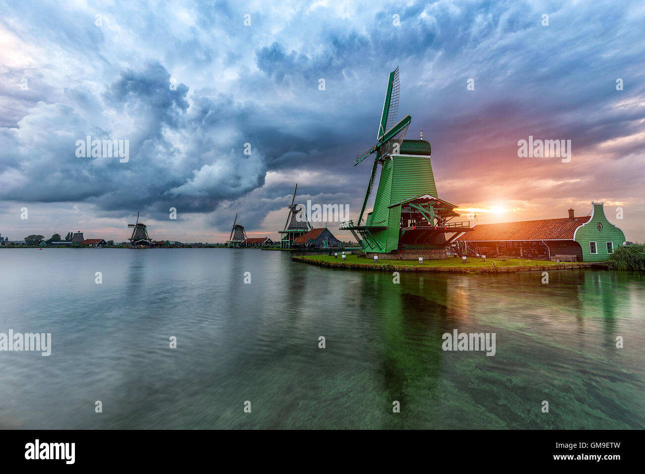 Amsterdam canal storm hi-res stock photography and images - Alamy