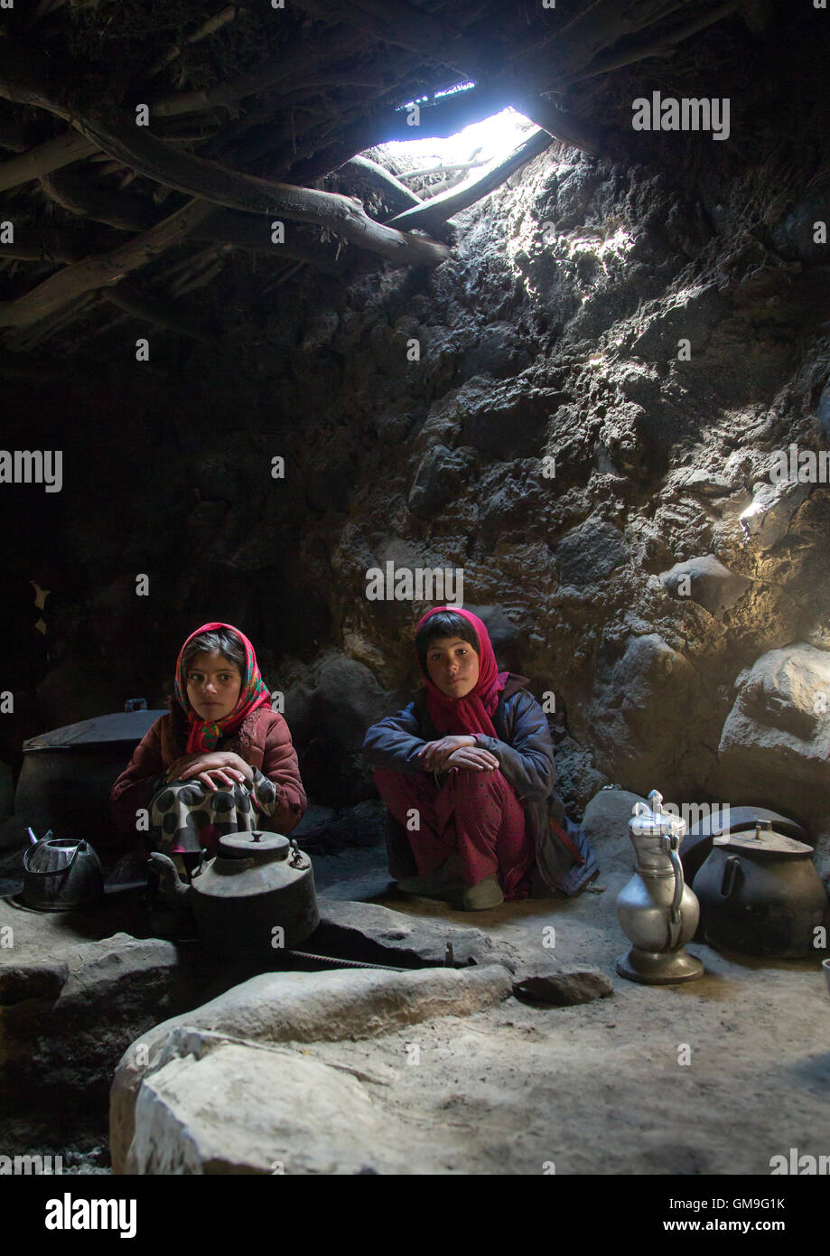 Wakhi girls inside their house in the pamir mountains, Big pamir ...