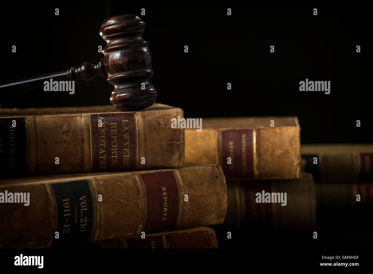 Hammer horizontal hi-res stock photography and images - Alamy