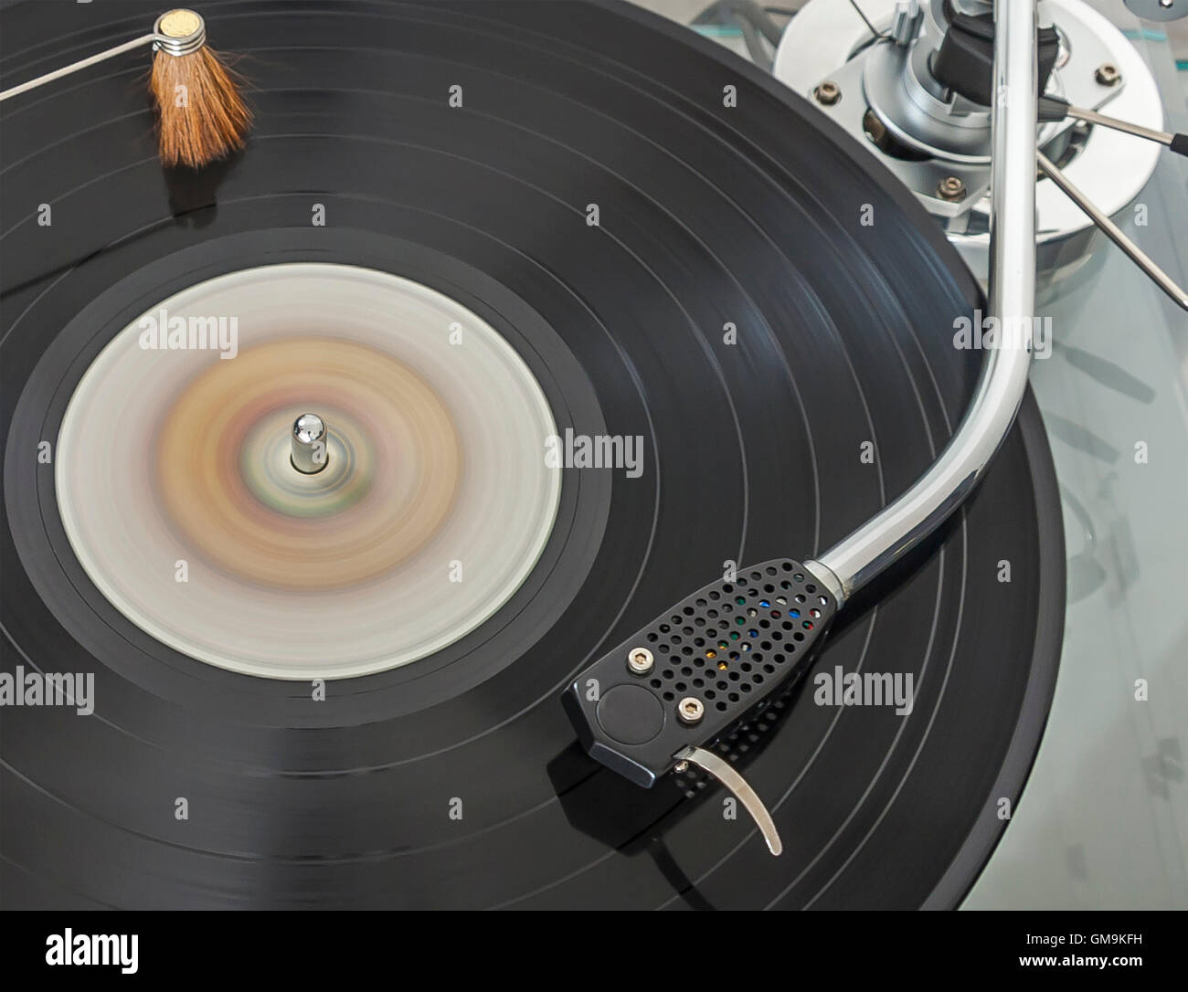 Vinyl record spinning on turntable Stock Photo - Alamy