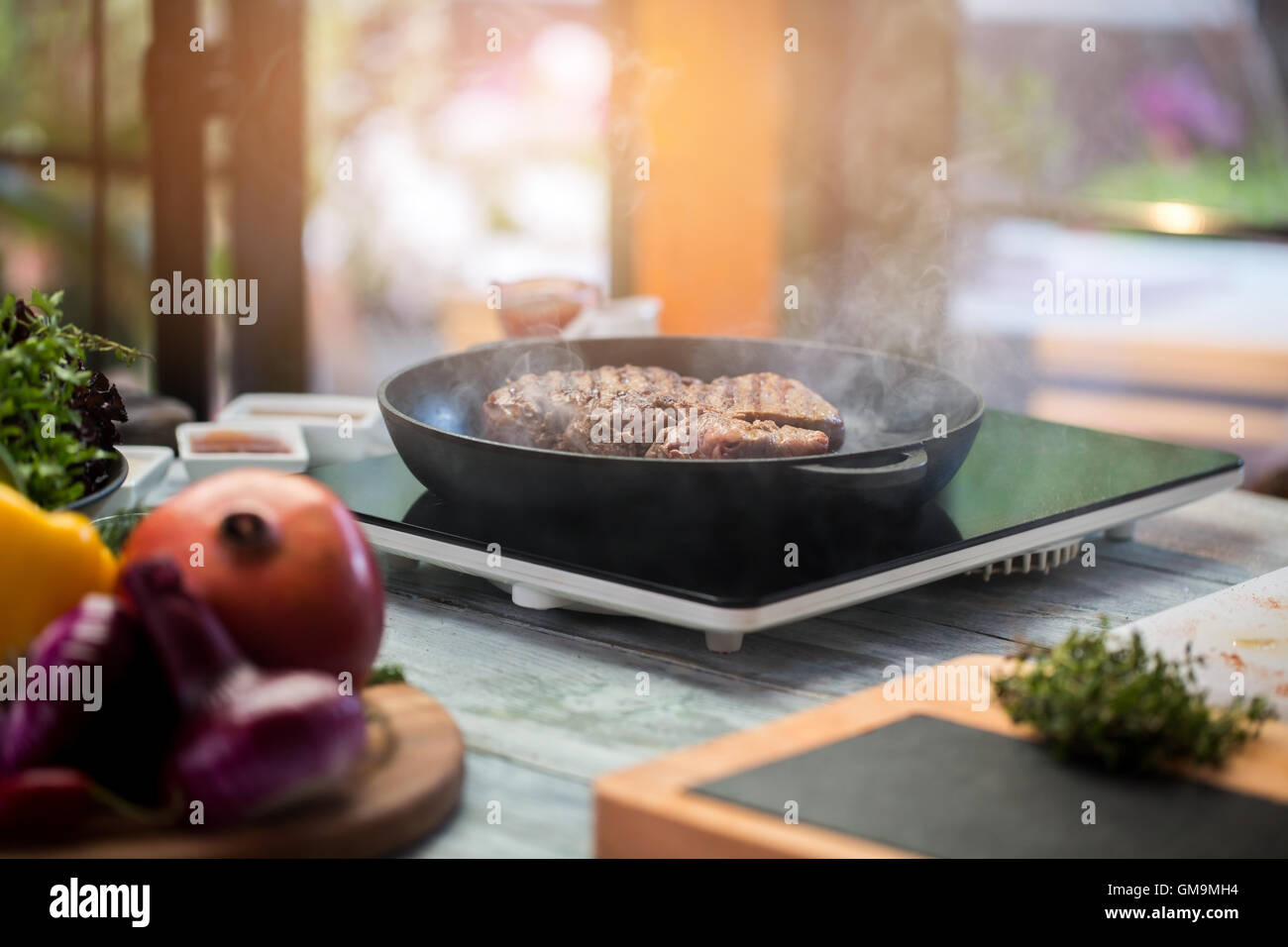 Meat fry hi-res stock photography and images - Alamy