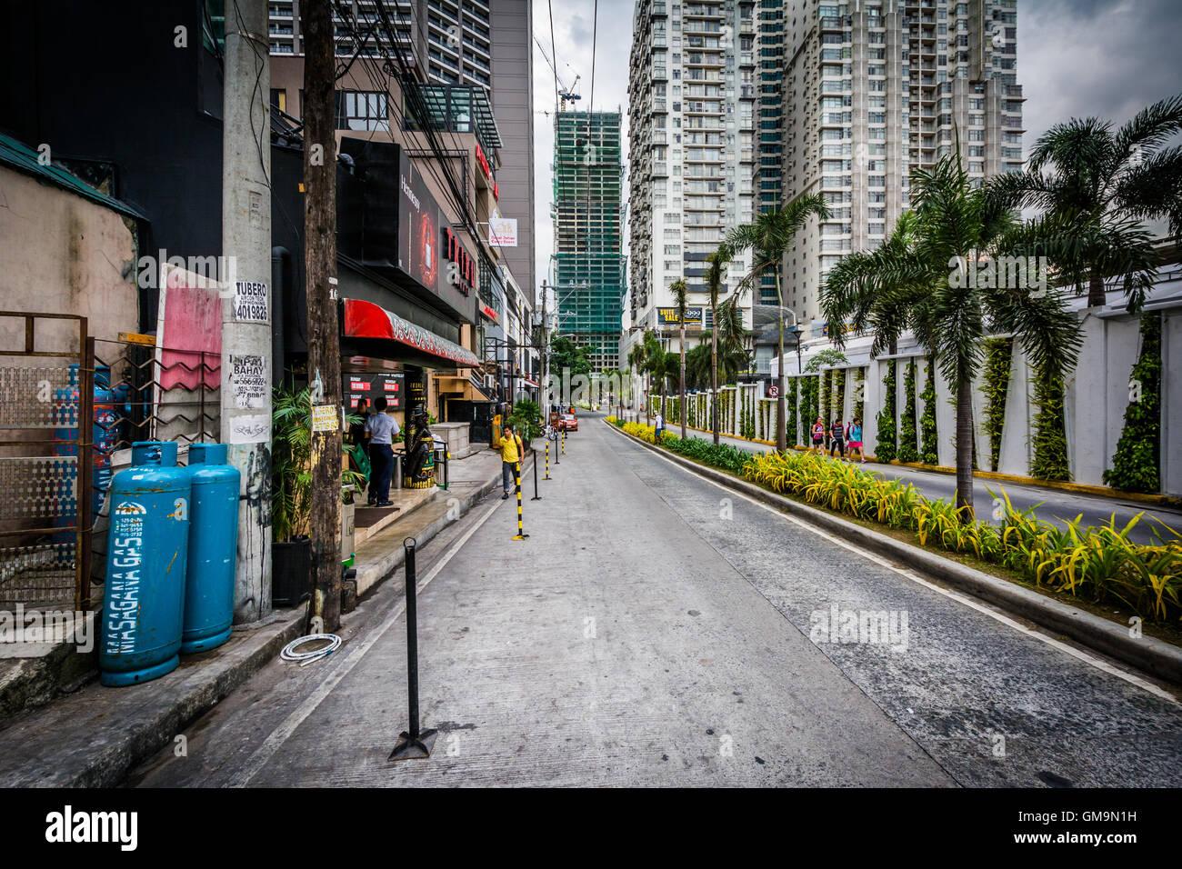 Makati city in philippines metro hi-res stock photography and images ...