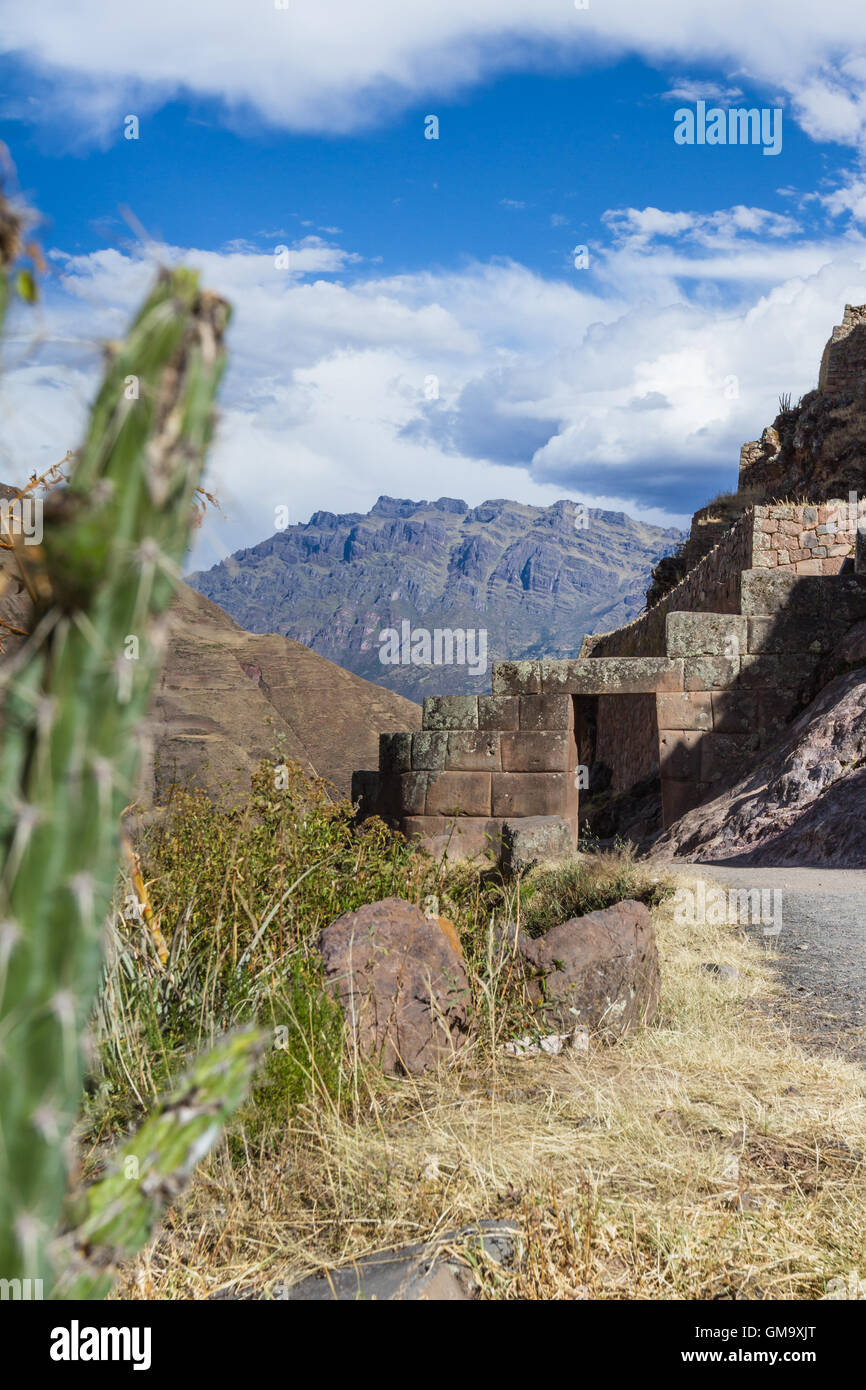 Amazing inca Stone work with precision and perfection as seen here on a ...