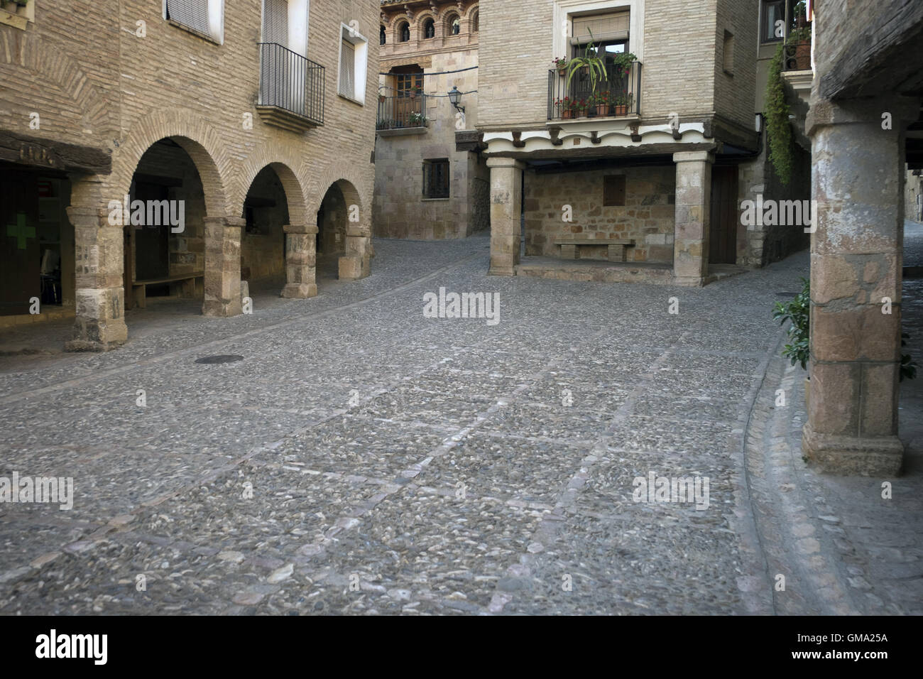 Main square in medieval hi-res stock photography and images - Alamy