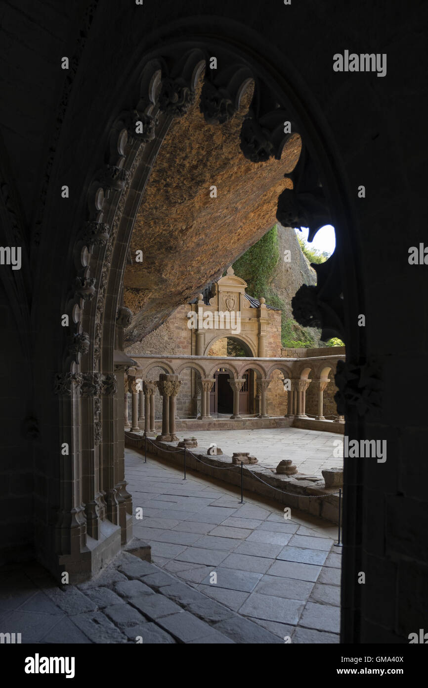 Monastery Art Medieval Cloister Stock Photos & Monastery Art Medieval ...