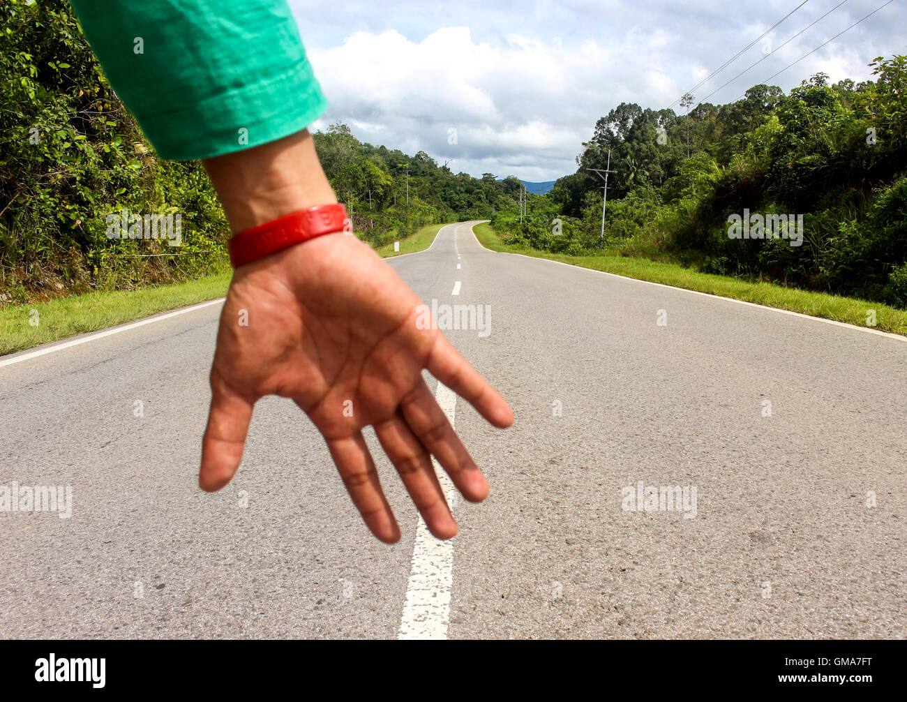 Hand offering help hi-res stock photography and images - Alamy