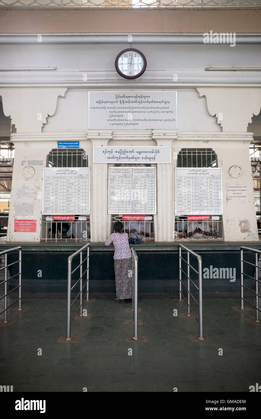 Railway ticket counter hi-res stock photography and images - Alamy