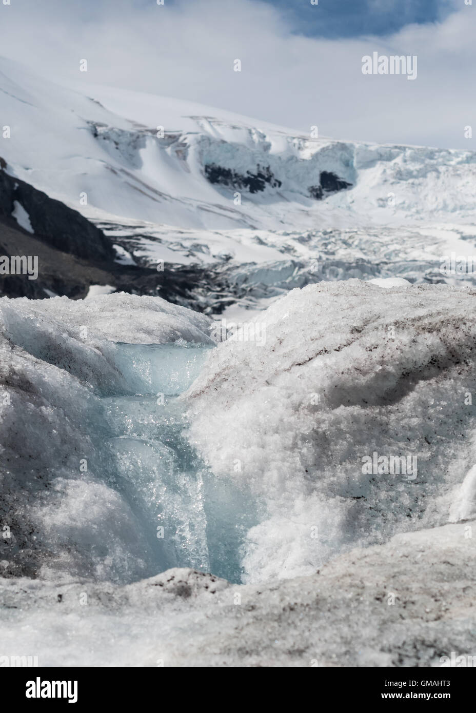 Begins to melt hi-res stock photography and images - Alamy