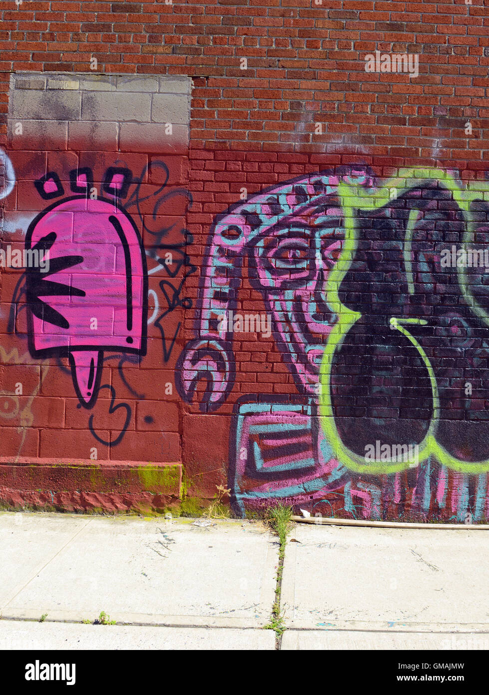 Graffiti shown on a city street Stock Photo - Alamy