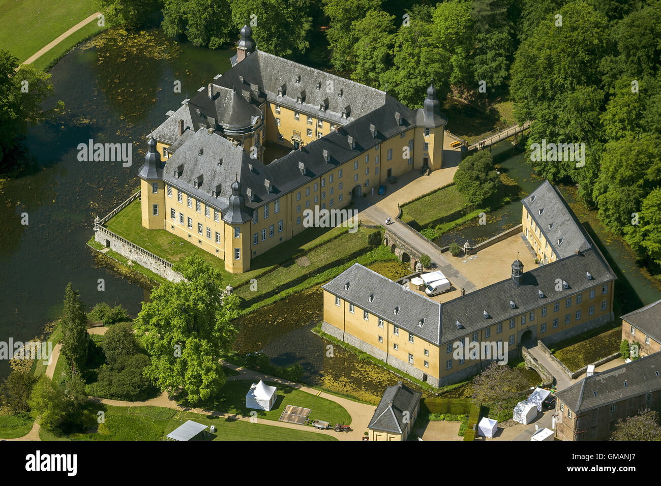 Aerial view, water castle of the city Juchen, Jüchen, Rhineland, two ...