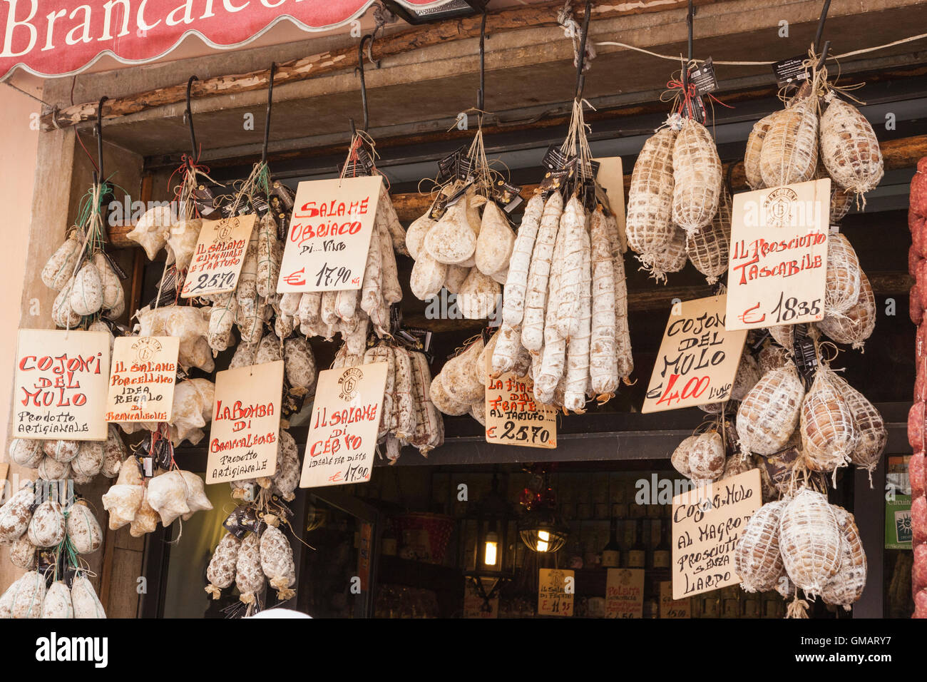 Hanging meat italy hi-res stock photography and images - Alamy
