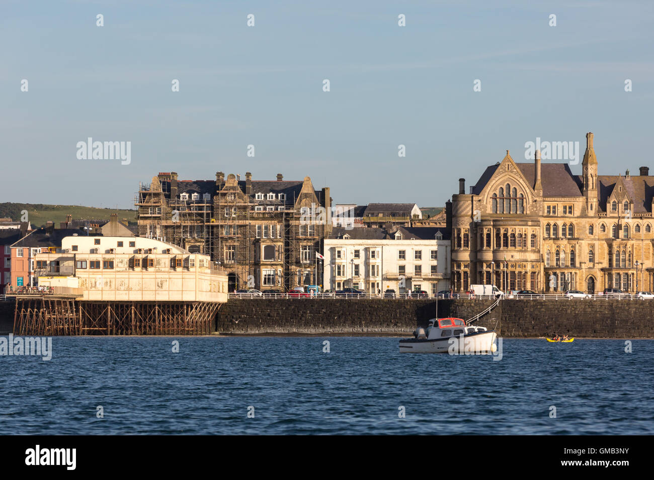 Looking in from the sea at aberystwyth pier and promenade Stock Photo ...