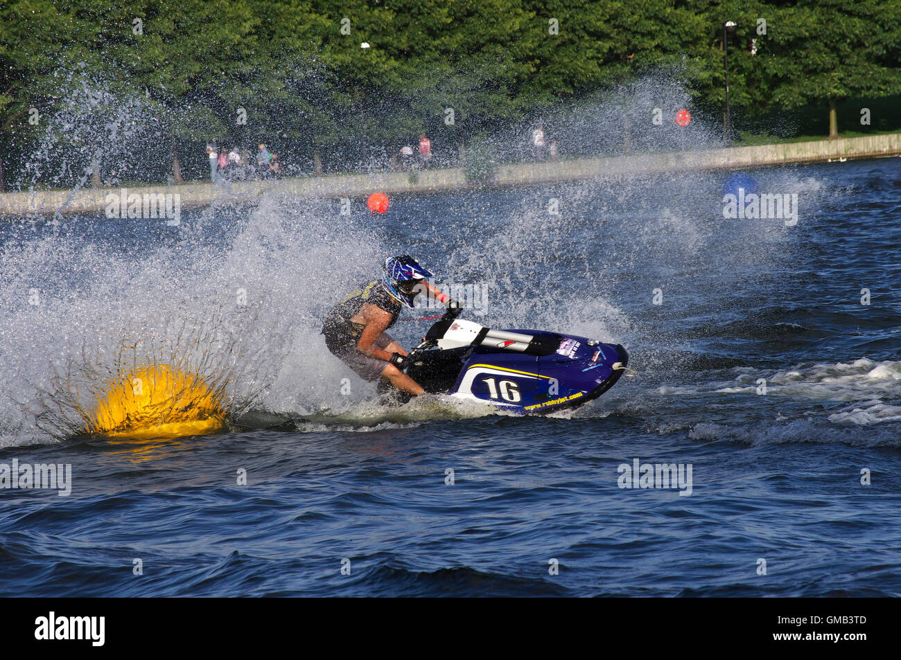 Jet ski championship Lakeside Doncaster speed and splashes Stock Photo ...
