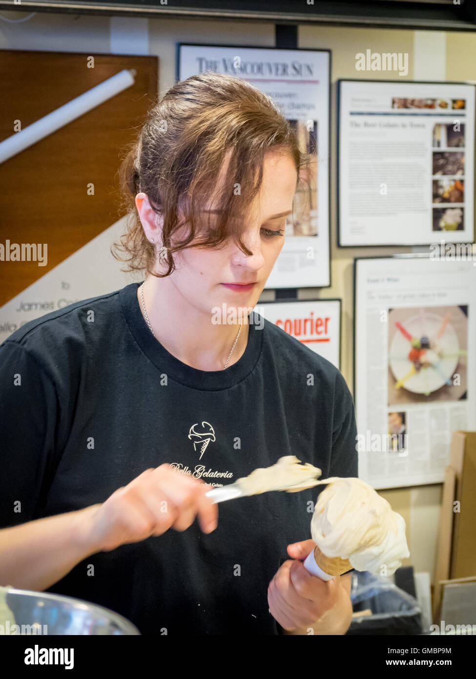 Handcrafted gelato hi-res stock photography and images - Alamy