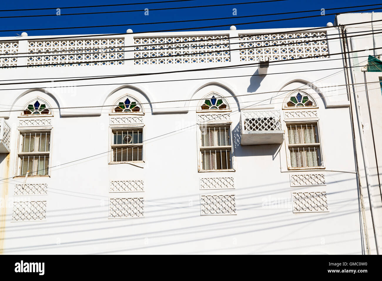 in oman new house brick building the city backgroun sky Stock Photo - Alamy