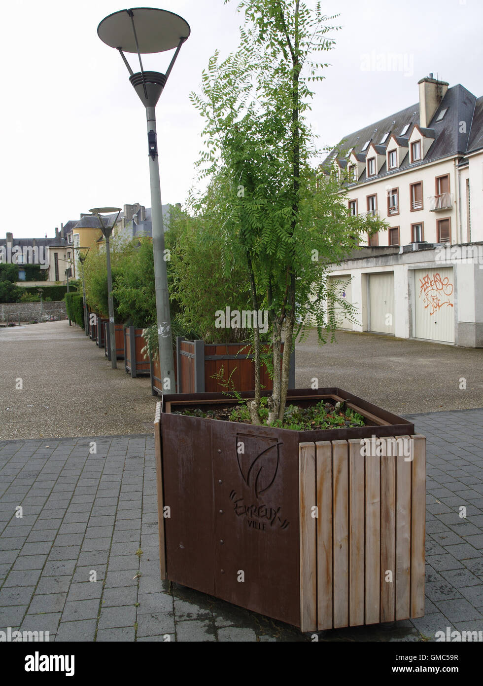 Wooden Street Furniture Review at Chad Thornton blog