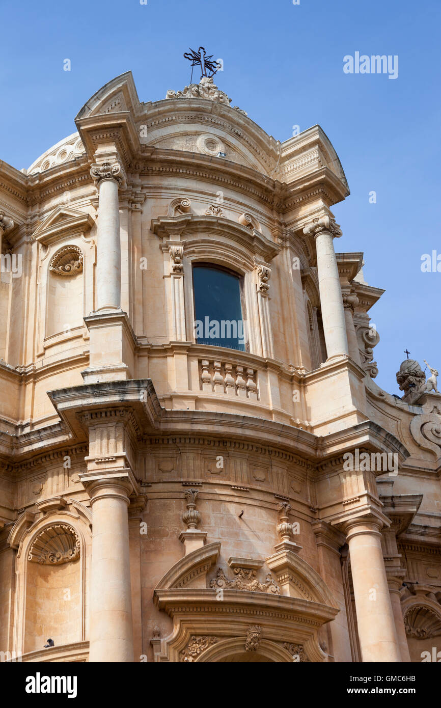 Baroque churches of sicily hi-res stock photography and images - Alamy