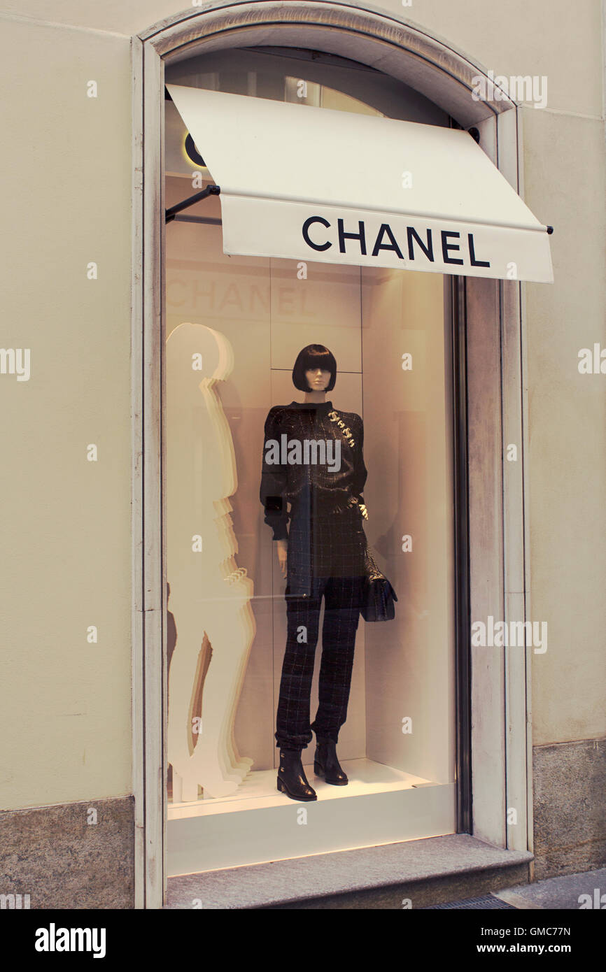 Chanel women luxury high fashion and accessories shopping windows in ...