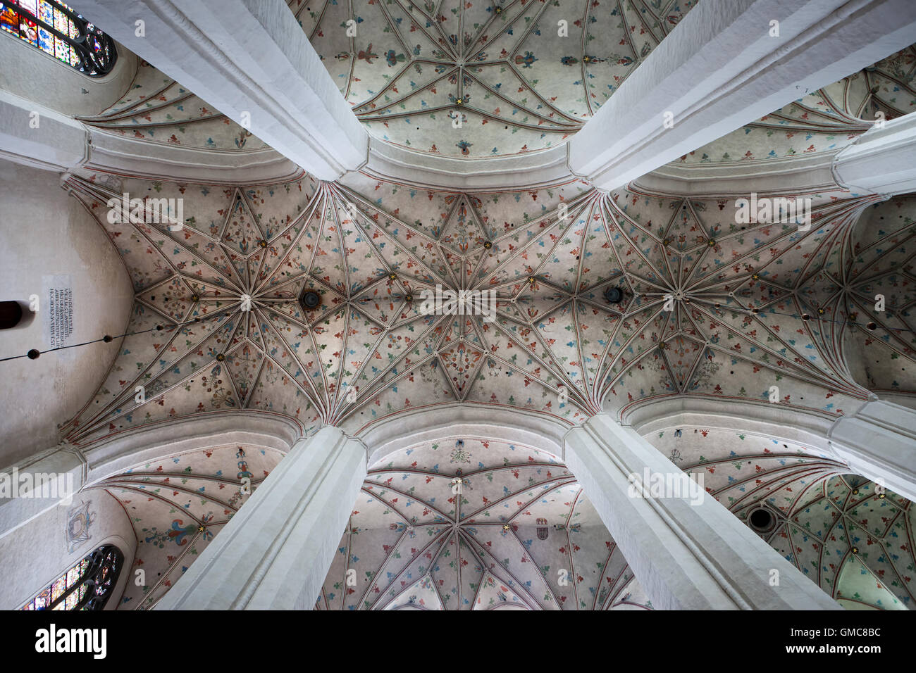 Vault ceiling of the cathedral hi-res stock photography and images - Alamy