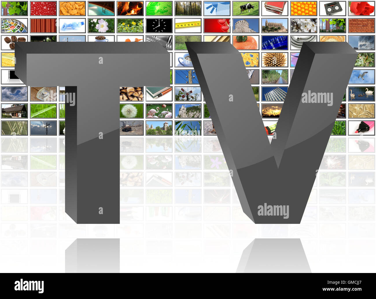 Tv studio screens hi-res stock photography and images - Alamy