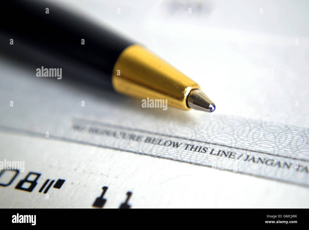 Personal cheque hi-res stock photography and images - Alamy