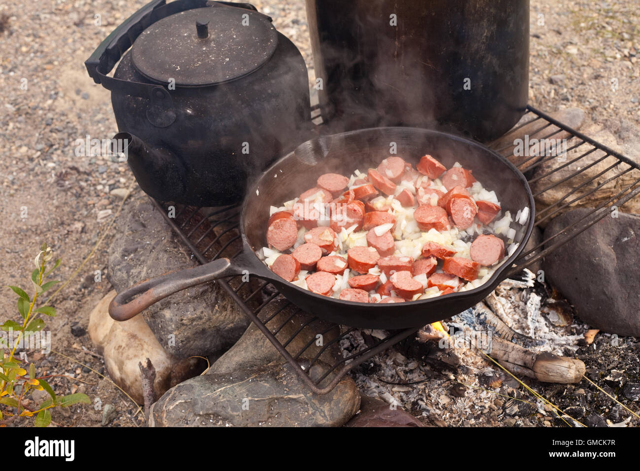 Iron age cooking hi-res stock photography and images - Alamy