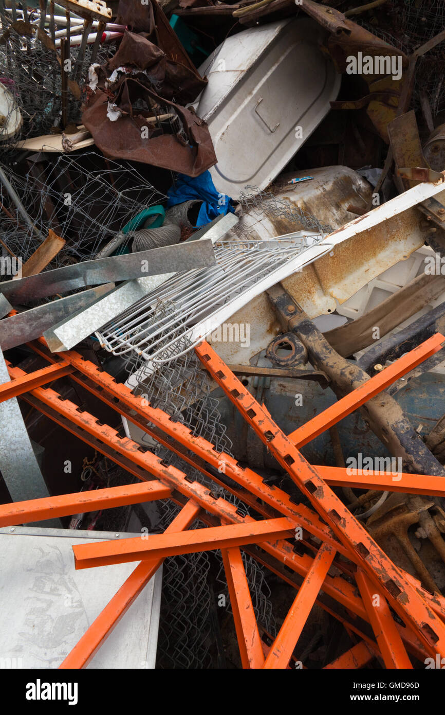 Pile of scrap metal Stock Photo - Alamy