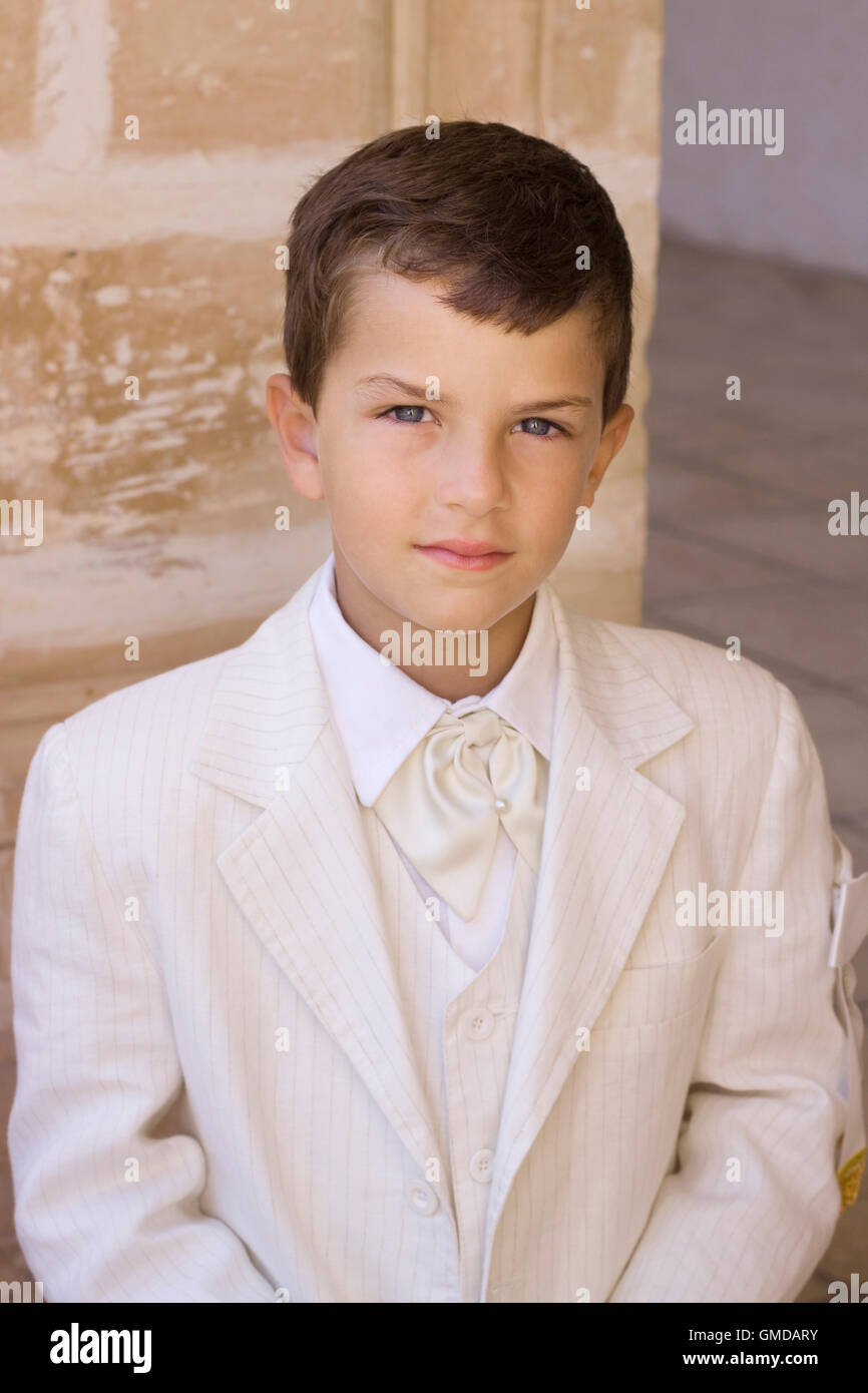 Holy communion boy hi-res stock photography and images - Alamy