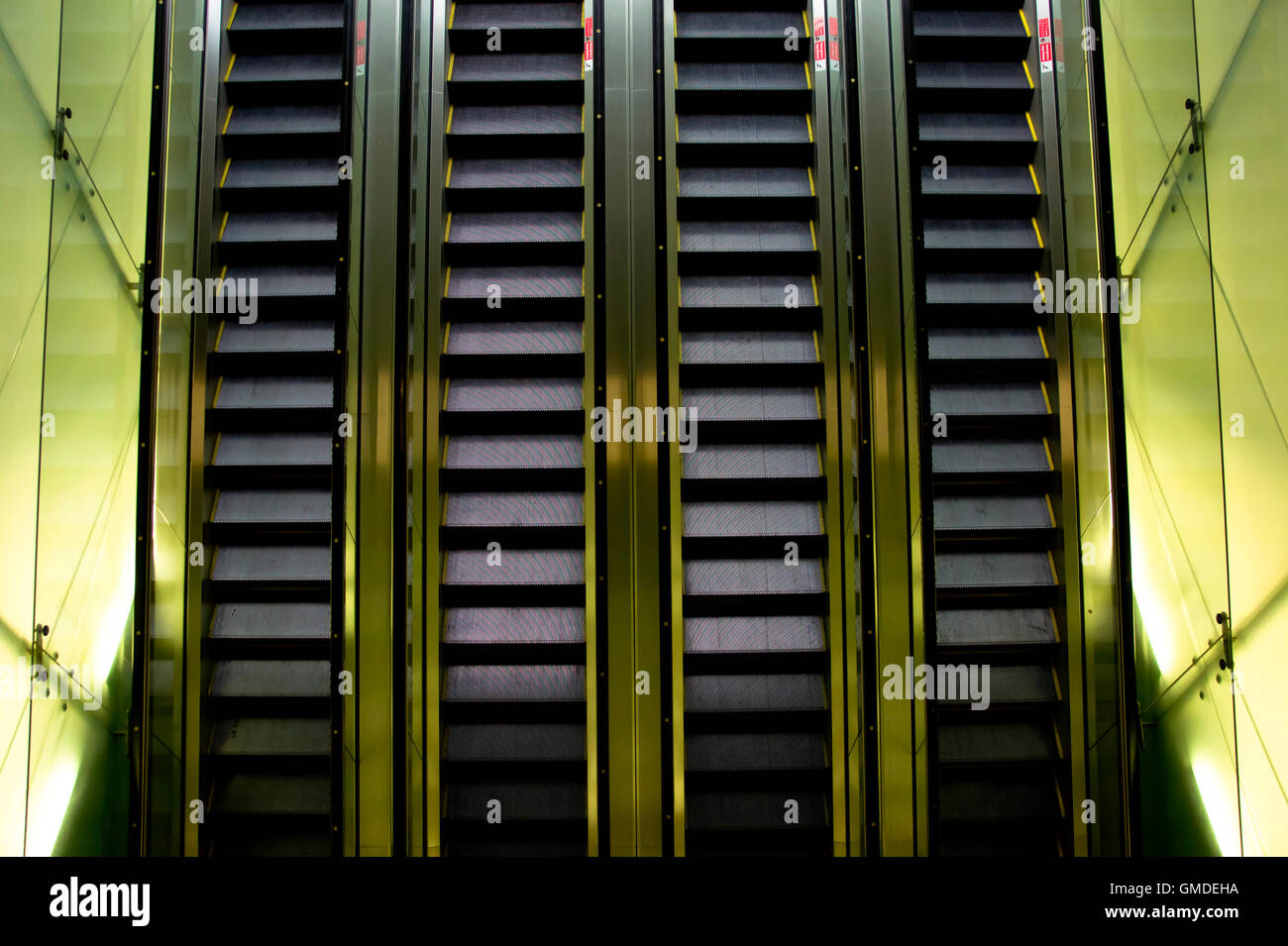 Climb building elevator hi-res stock photography and images - Alamy