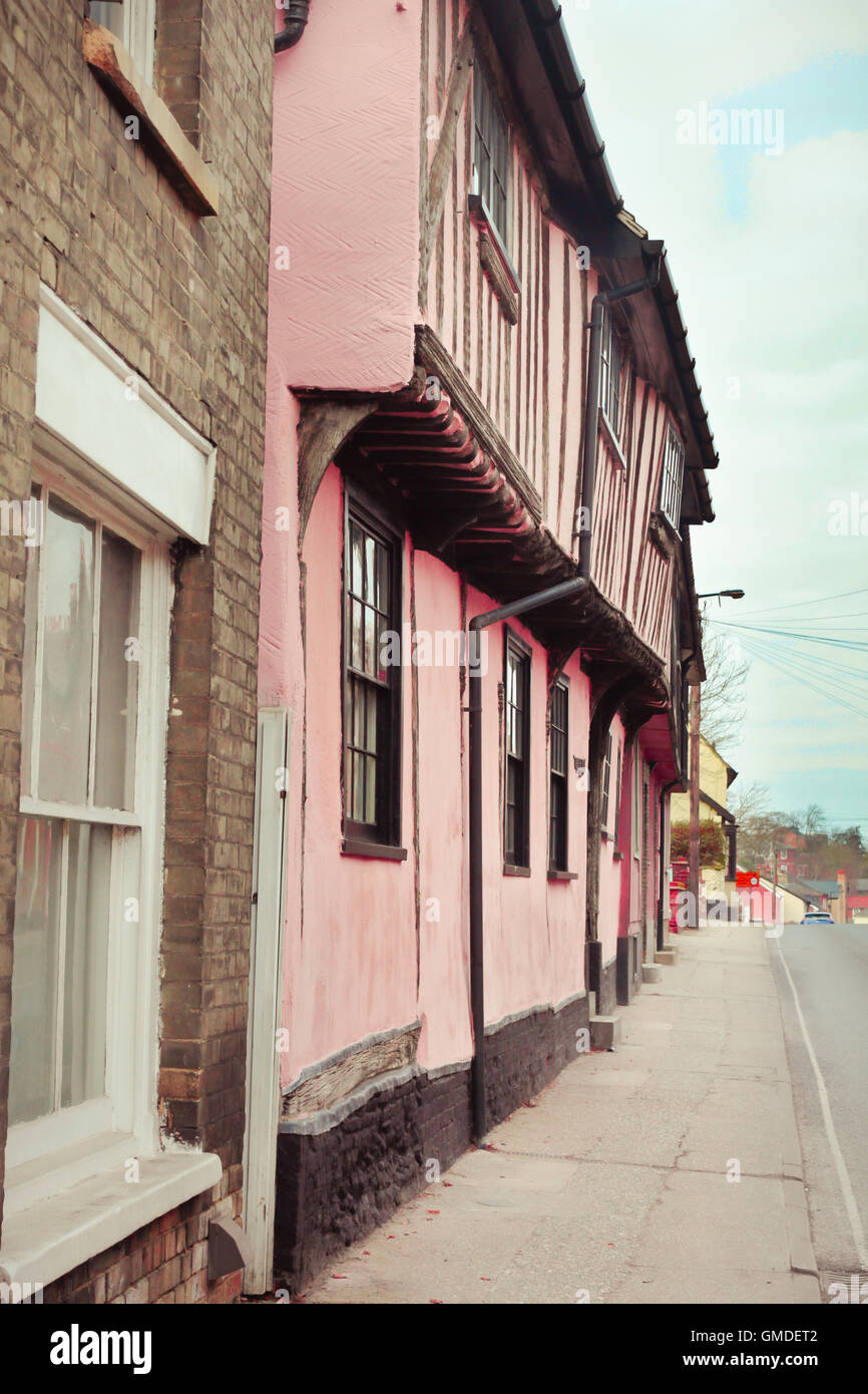 Houses suffolk home hi-res stock photography and images - Alamy