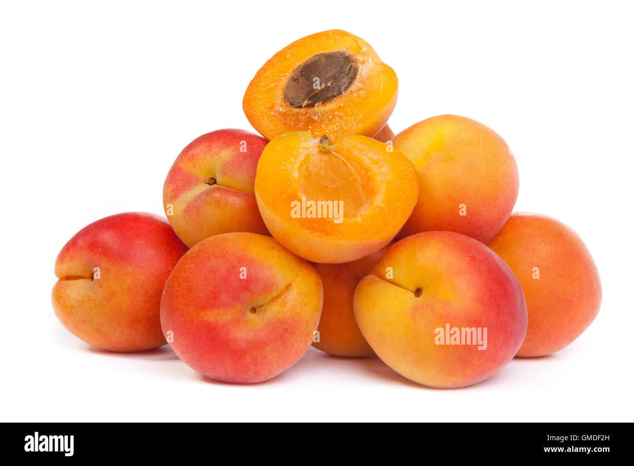 Ripe apricot fruit half hi-res stock photography and images - Alamy