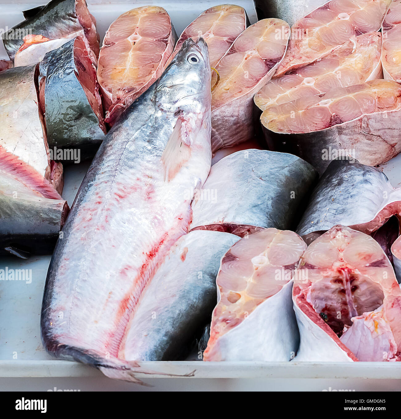 fresh cutted fish at the market Stock Photo - Alamy