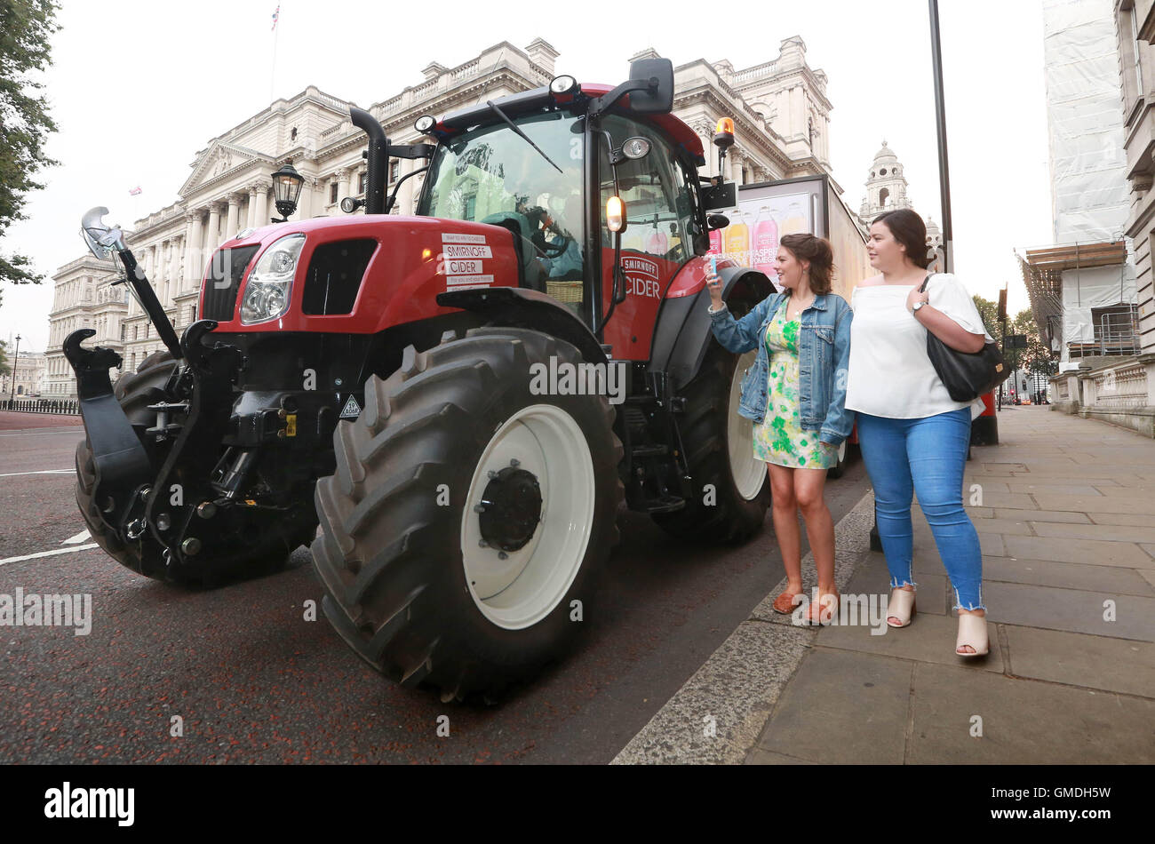 EDITORIAL USE ONLY (Left to right) Students Esther Roberts and Becky ...