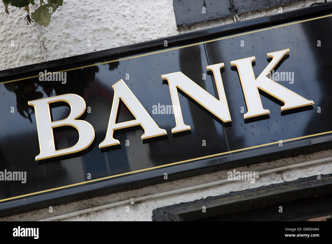 White bank hi-res stock photography and images - Alamy
