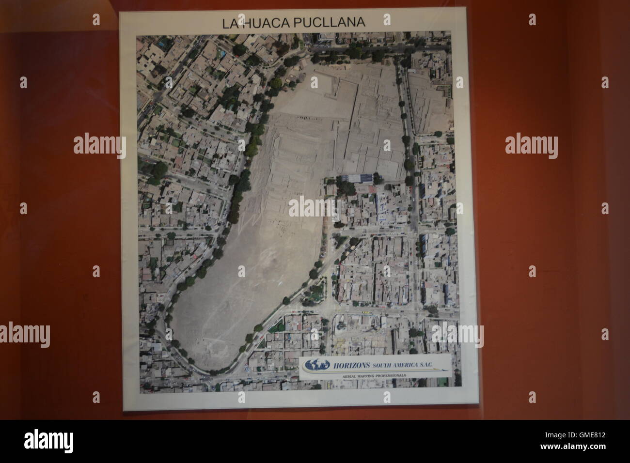 Huaca Pucllana, Peru Stock Photo - Alamy