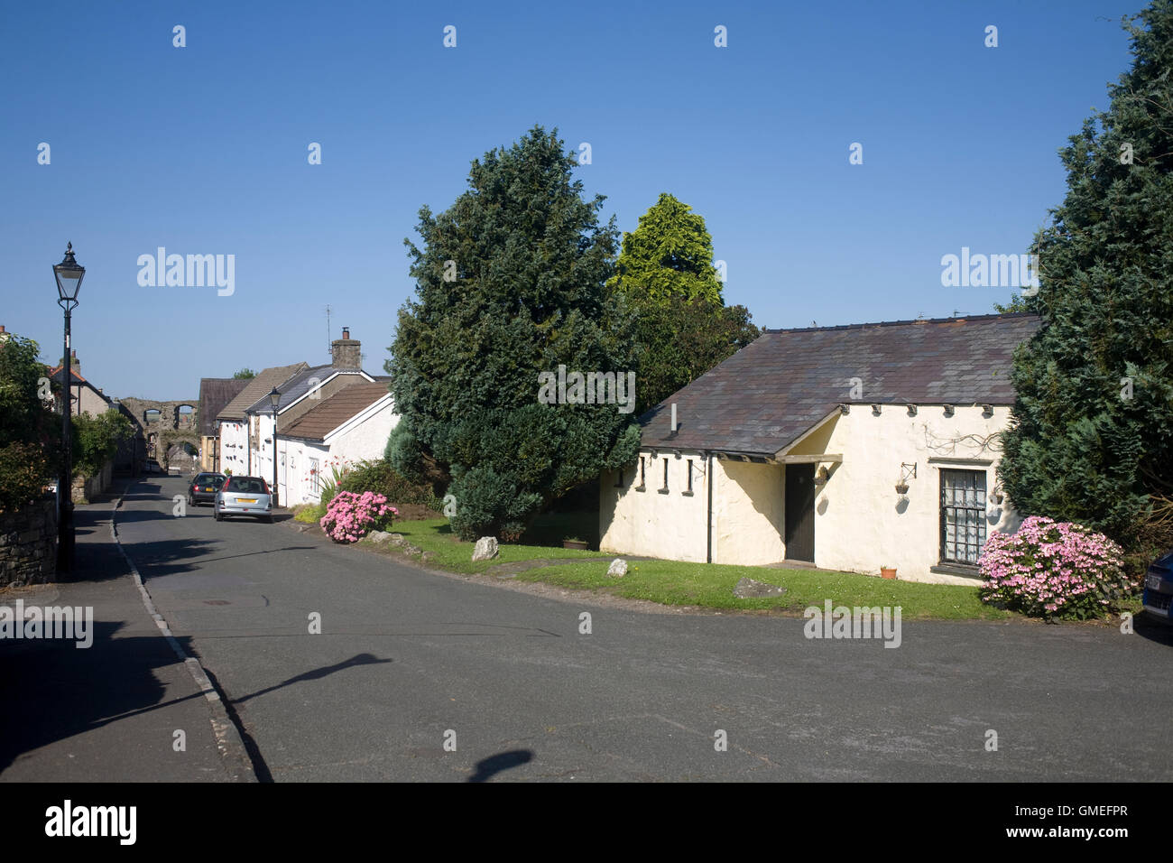 Bailey Street in Kidwelly Stock Photo - Alamy