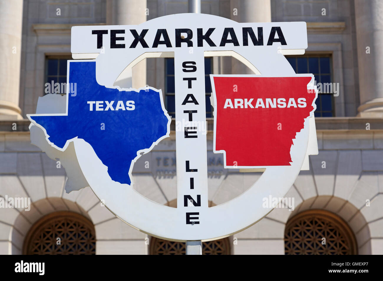 State line marker hi-res stock photography and images - Alamy