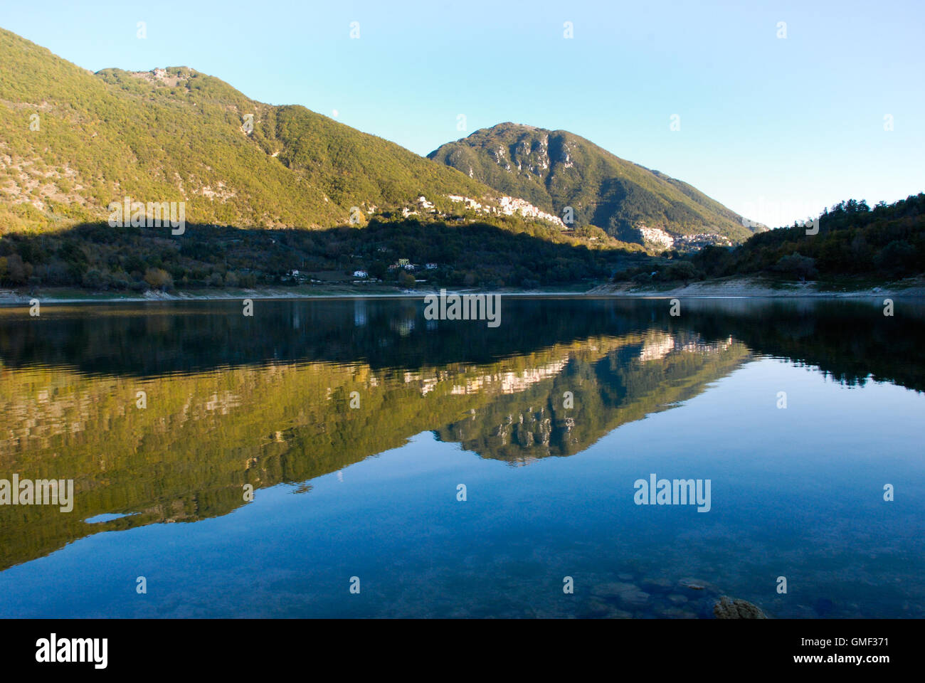 Castel di tora italy hi-res stock photography and images - Alamy