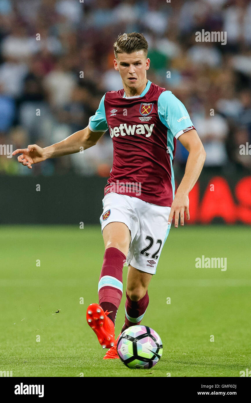 Football soccer sam hi-res stock photography and images - Alamy