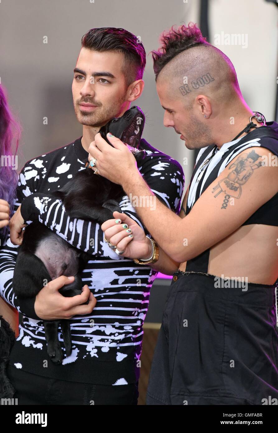New York, NY, USA. 26th Aug, 2016. Joe Jonas, Cole Whittle and the new ...