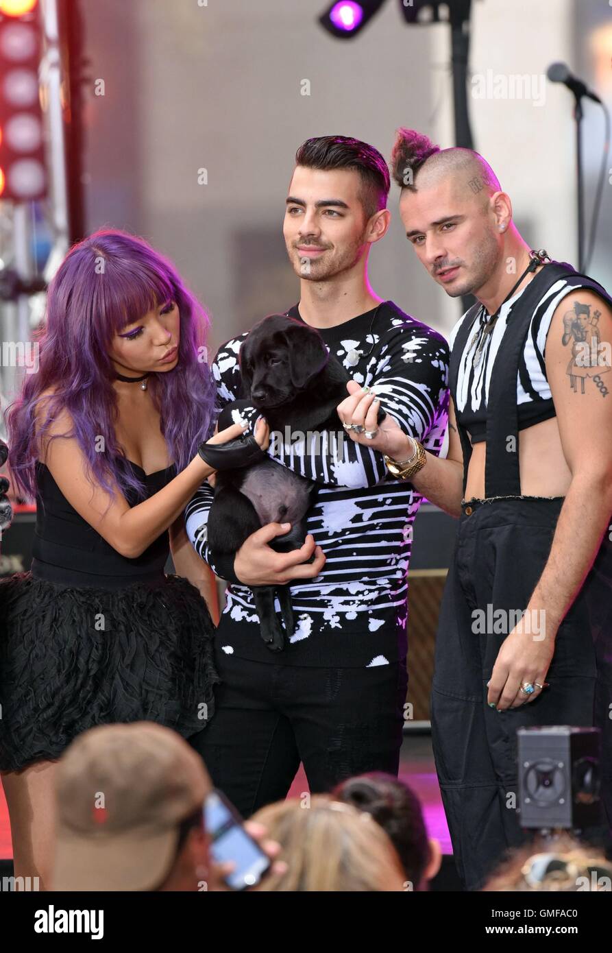 New York, NY, USA. 26th Aug, 2016. JinJoo Lee, Joe Jonas, Cole Whittle ...