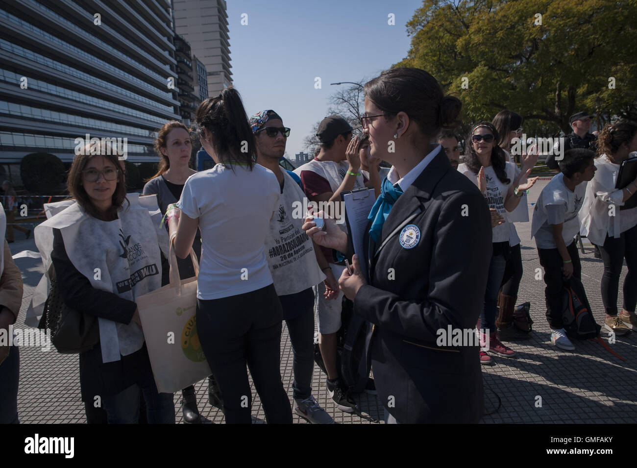 World record hug hi-res stock photography and images - Alamy