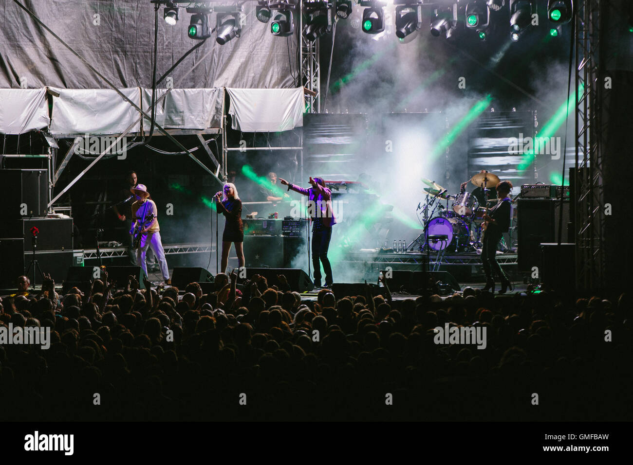 Primal scream concerts hi-res stock photography and images - Alamy