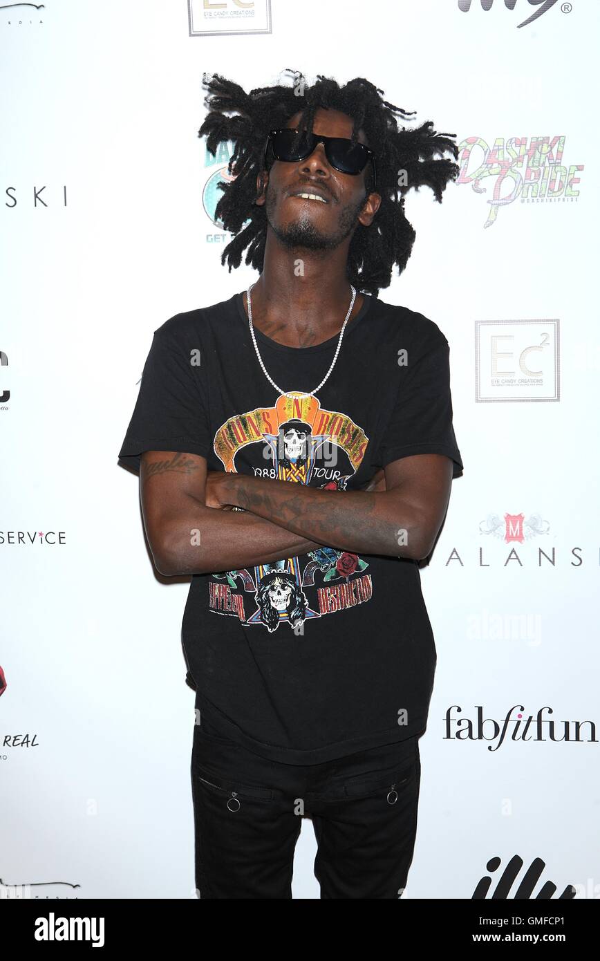 New York, NY, USA. 26th Aug, 2016. Puma Robinson at Buffalo Wild Wings ...